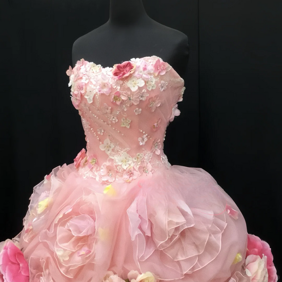 Romantic Pink Strapless 3D Floral Applique & Layered Tulle Sweet 16 Qu ...